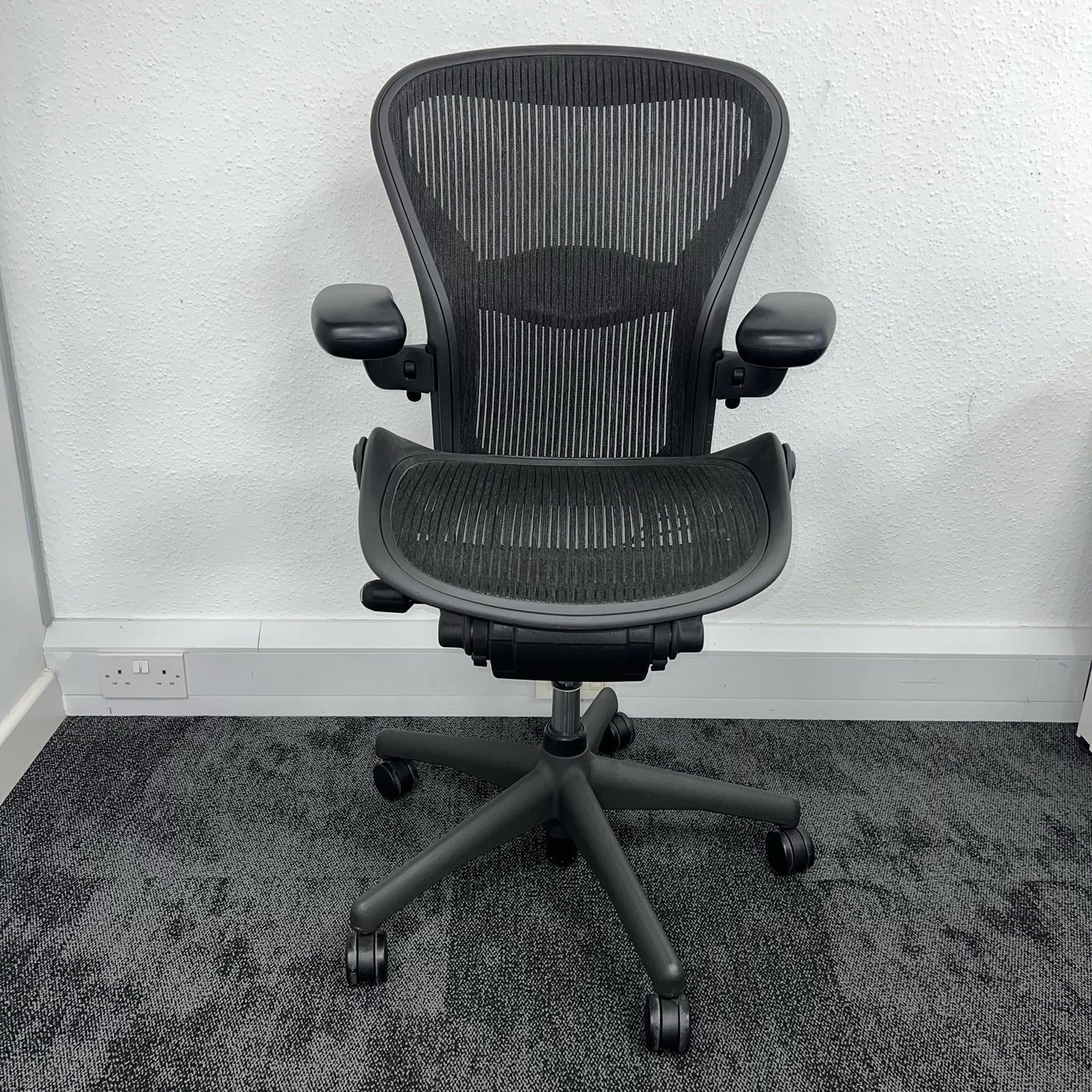 Mesh Office Chairs: Maintenance and Cleaning Tips