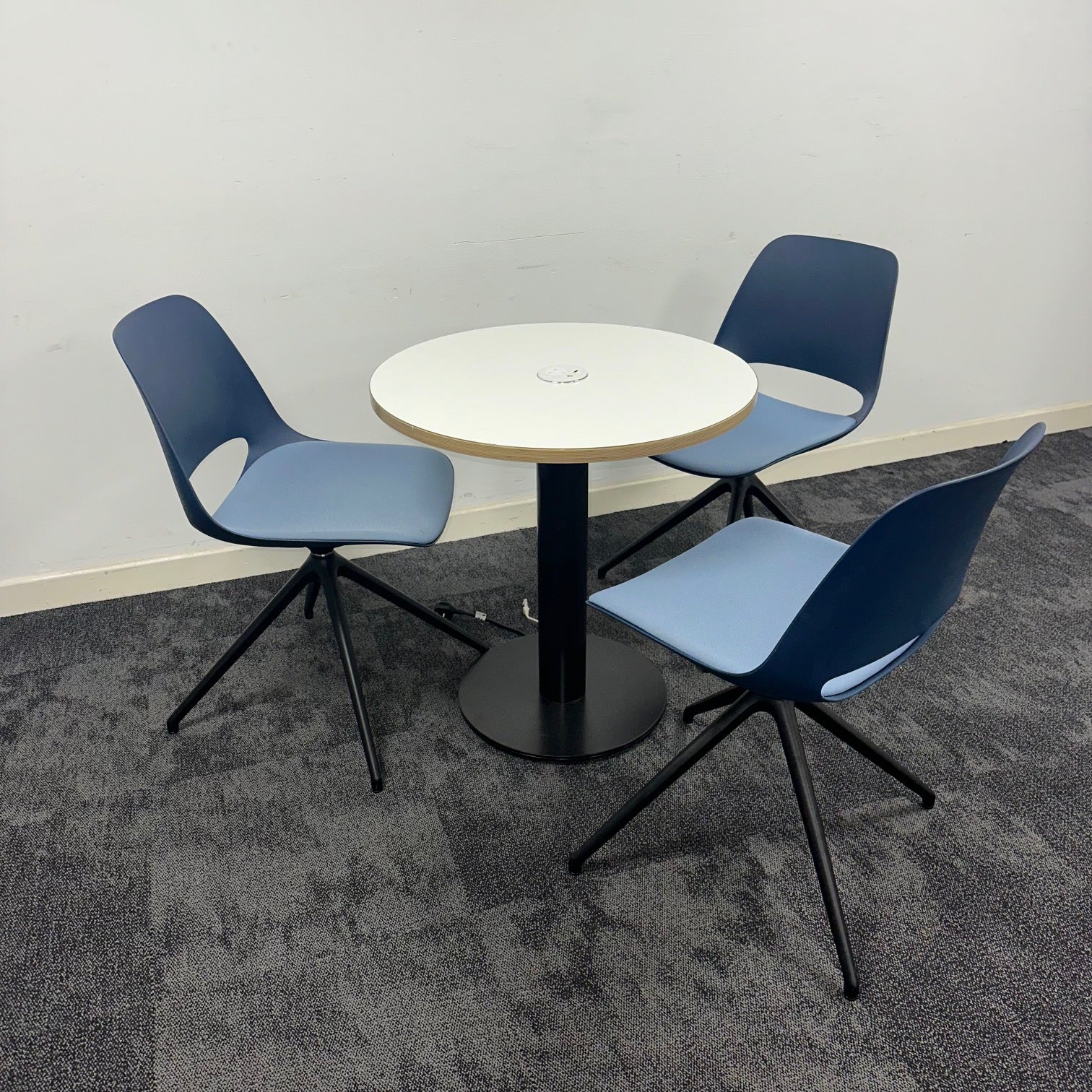 Used Meeting Set With Power & Boss Saint Swivel Chairs