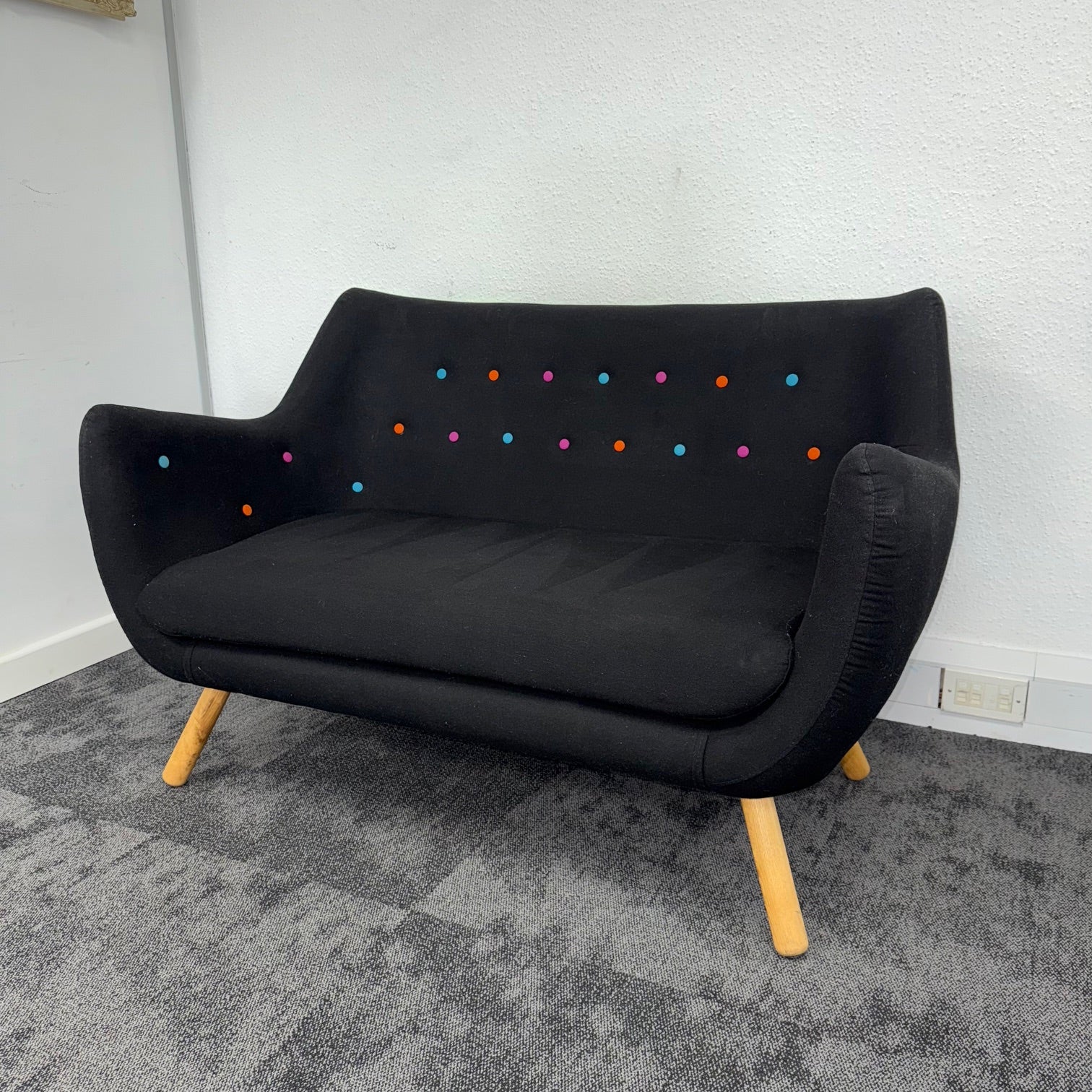 Used Office Booths and Pods - Kings Office Furniture