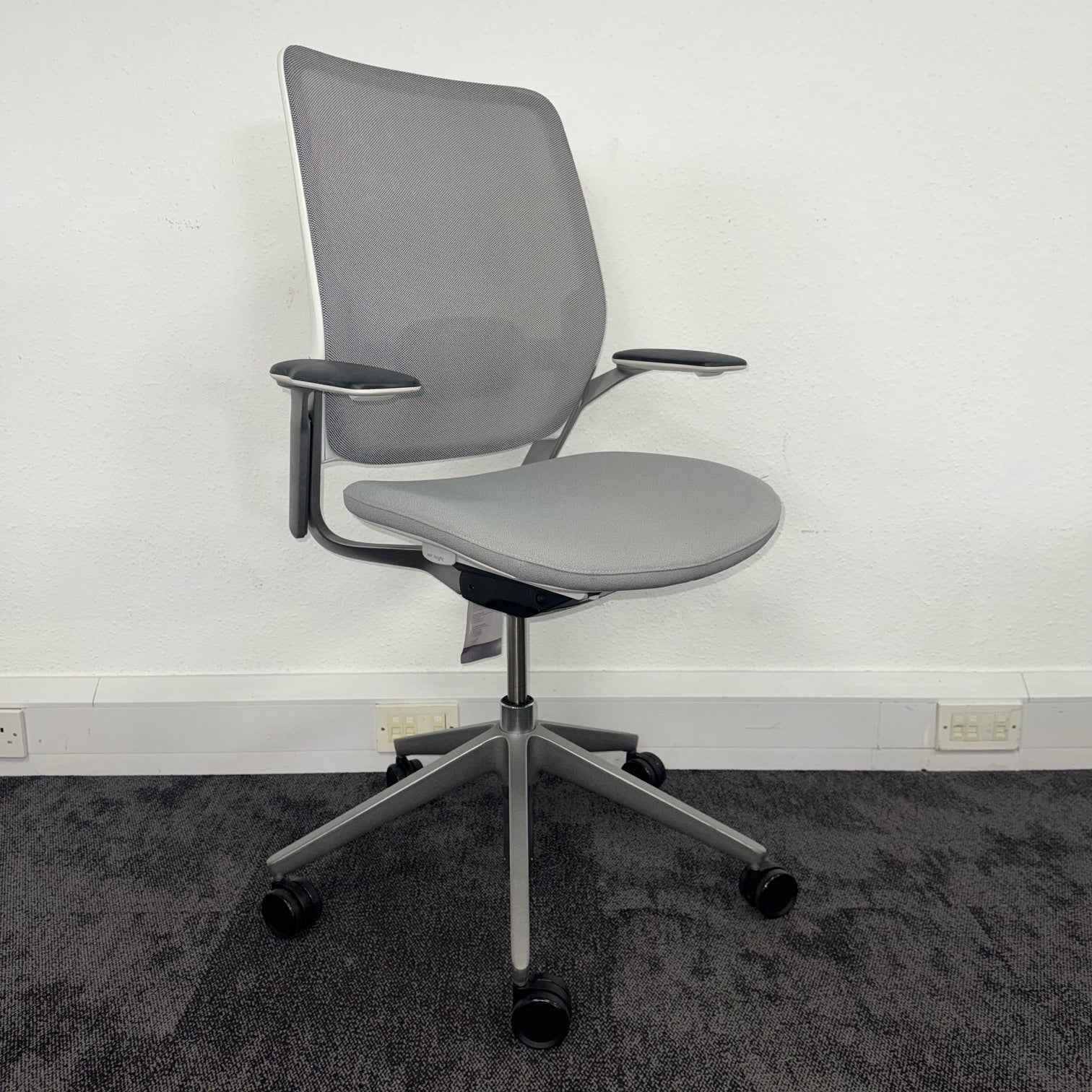 Used Orangebox EVA with Lumber - Kings Office Furniture