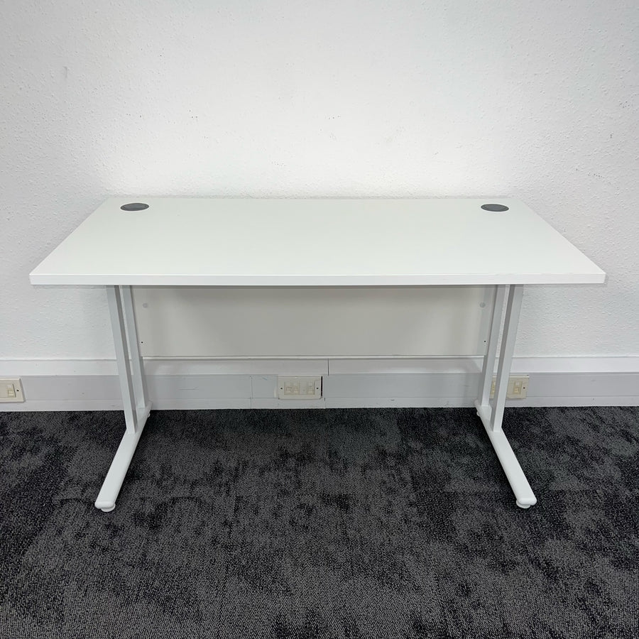 Used White Straight Cantilever Desk - Kings Office Furniture